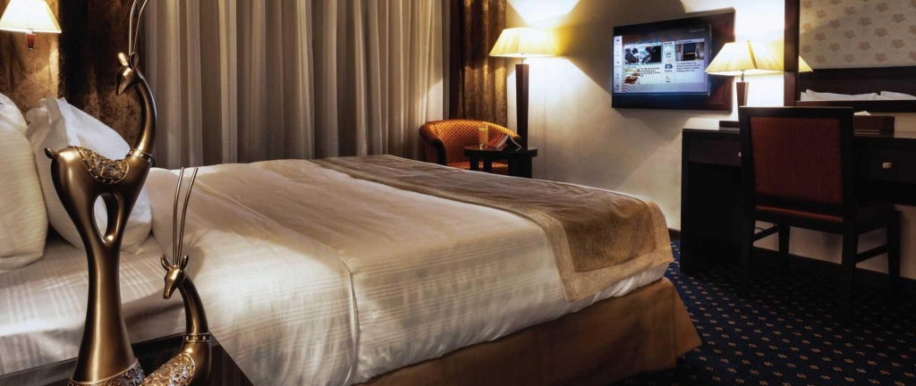 Seven Roses Hotel - Eye of Riyadh