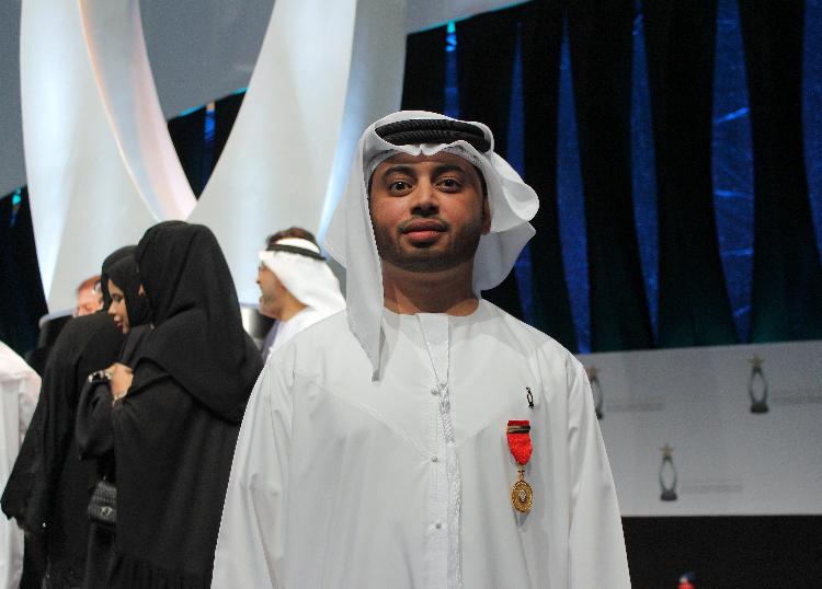 ETIHAD AIRWAYS EMIRATI EMPLOYEE WINS ABU DHABI EXCELLENCE AWARD - Eye ...