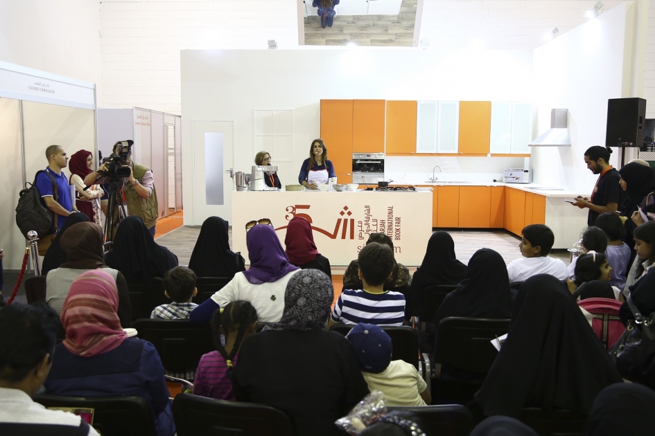 TV Chef Ghada Al Talli Cooks Live at the Sharjah International Book ...