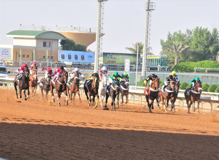 After the fourth week.. Social media sites pass on the equestrian club ...