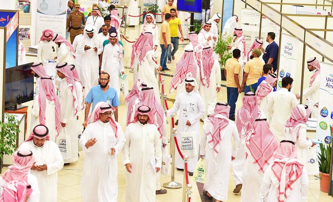 4 ministries implement Saudization to create jobs - Eye of Riyadh