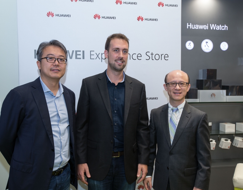 Huawei Consumer Business Group opens the Middle East’s first ever ...
