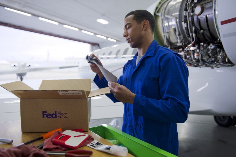 FedEx Express Demonstrates Cutting-Edge Industry Solutions at Dubai ...
