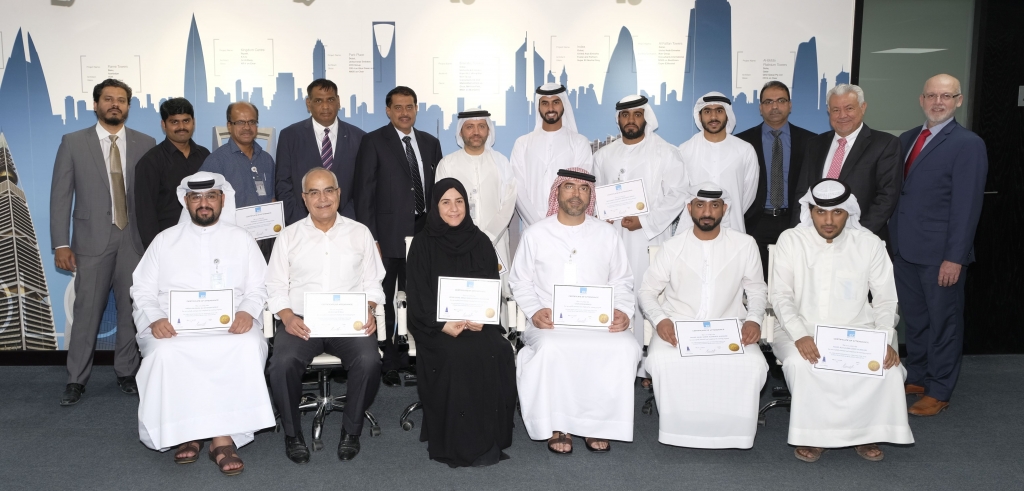 Emirates Glass organises glass testing training for Dubai Municipality ...