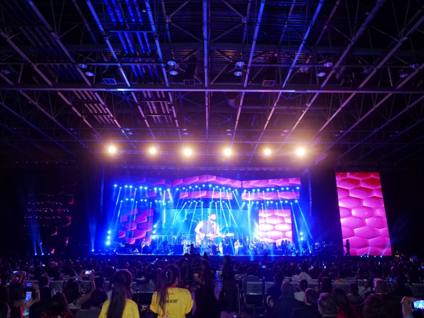 Bollywood Singer Arijit Singh enthralled Dubai Audience with his ...