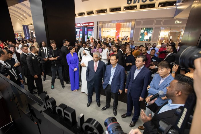 Samsung Reveals MENA First with ‘Multi-Experience’ Store - Eye of Riyadh