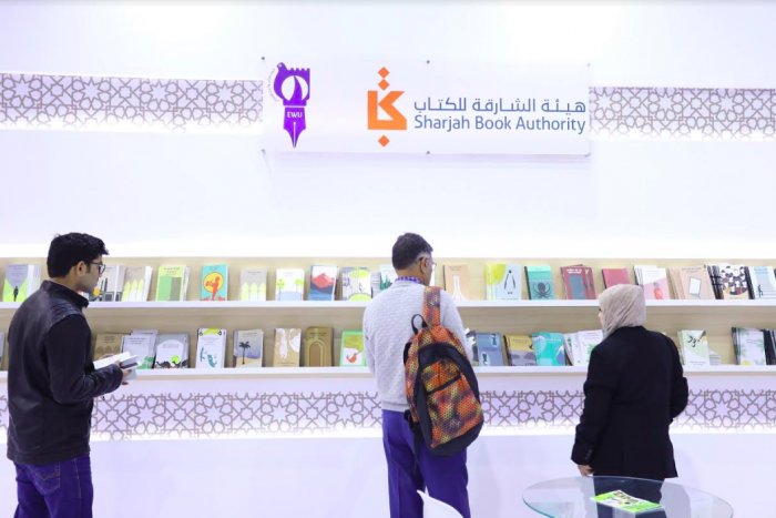 Emirati Writers Sign their Works for Indian Book Lovers - Eye of Riyadh