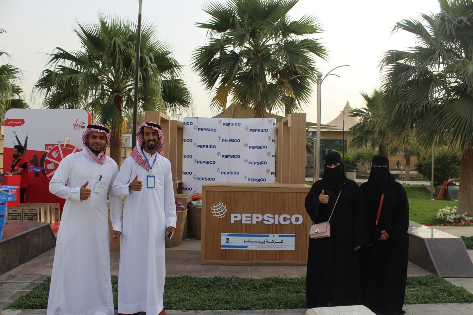 PepsiCo encourages inclusiveness by teaching sign language - Eye of Riyadh
