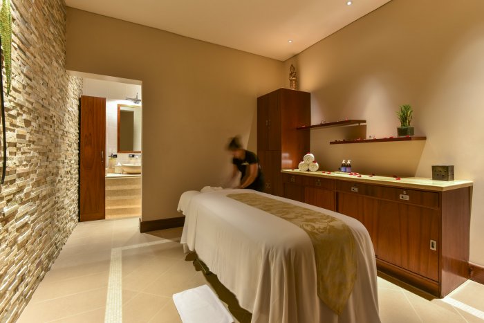 Raffles Spa is back with summer massage and pool bundles - Eye of Riyadh