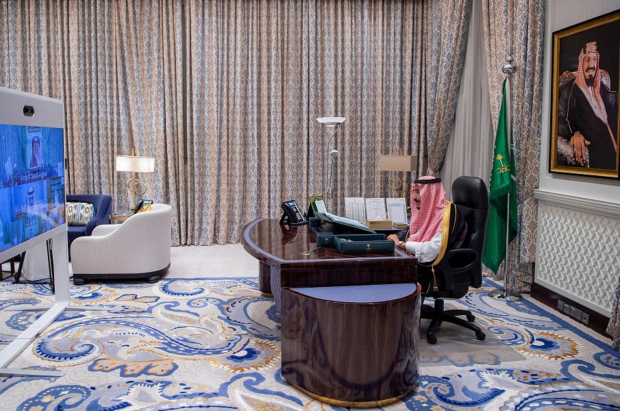 Custodian of the Two Holy Mosques Chairs Cabinet's Virtual Session ...