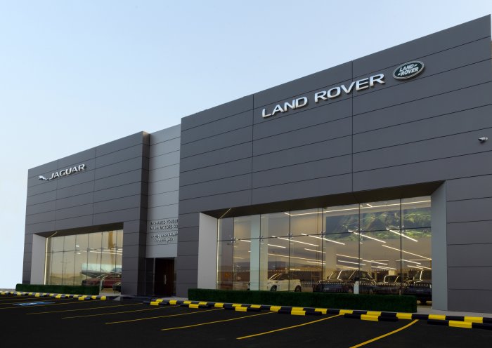 Mohammed Yousuf Naghi Motors – Unveils New Jaguar Land Rover Showroom ...