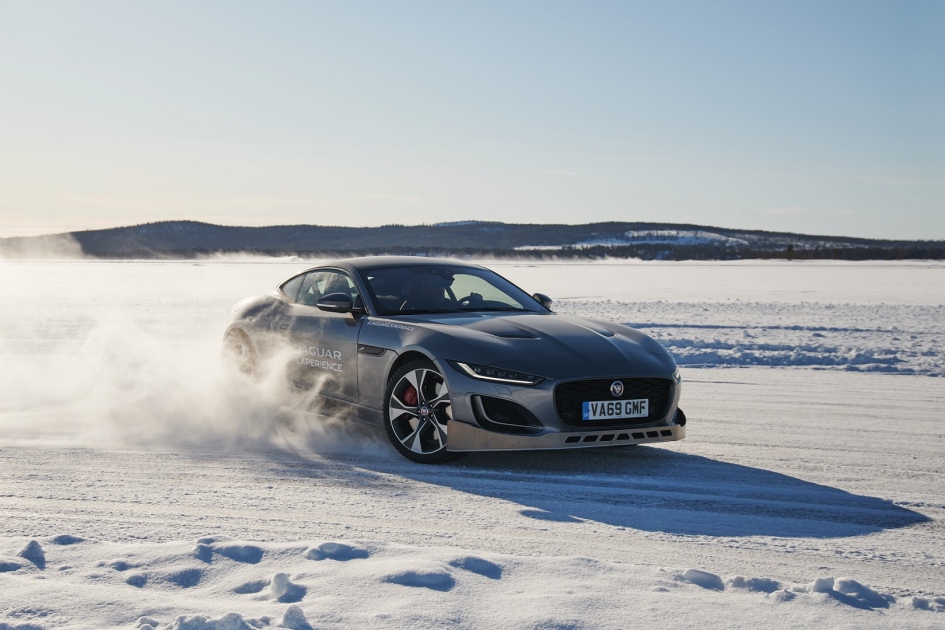 ULTIMATE ARCTIC ADVENTURES ON ICE WITH JAGUAR AND LAND ROVER - Eye of ...