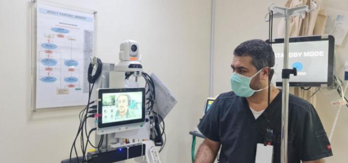 Riyadh doctor saves pilgrims' life 900 km away - Eye of Riyadh