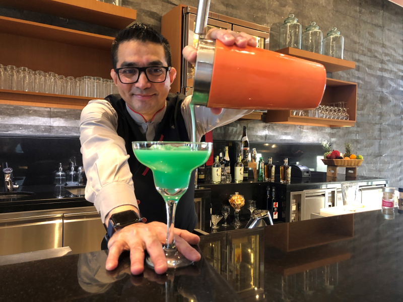 Behind the Bar: the Hilton Riyadh Hotel and Residences’ Mocktail Expert ...
