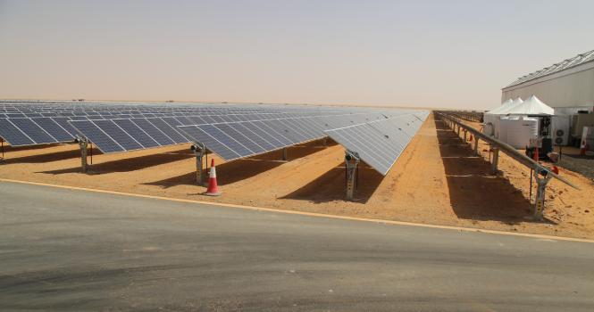 Saudi Arabia closes SAR 12B financing for 3 solar PV projects - Eye of ...