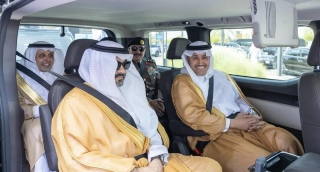 Transport Minister launches trial phase of autonomous vehicles - Eye of Riyadh