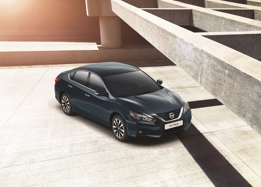2017 Nissan Altima with a Fresh New Look Inside and Out Debuts in KSA ...